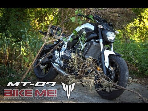 2014 Yamaha MT-07 police chase review – BIKE ME!