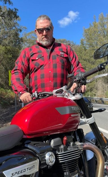 MERLIN ‘AXE’ SHIRT REVIEW – “NOT A SINGLE AVOCADO WAS SMASHED…” – BIKE ME!